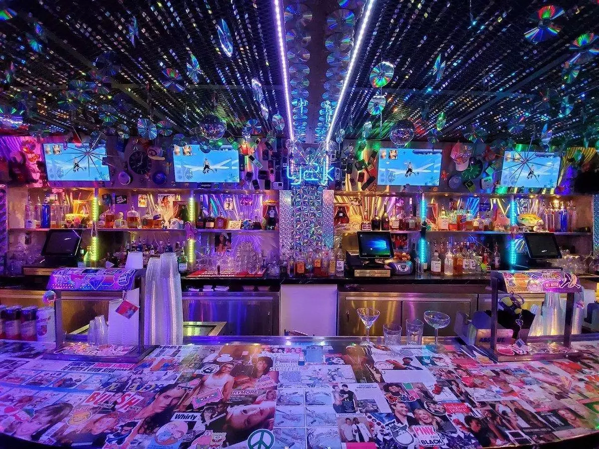 Decades DC Night Club | VIP Table Booking Service in DC